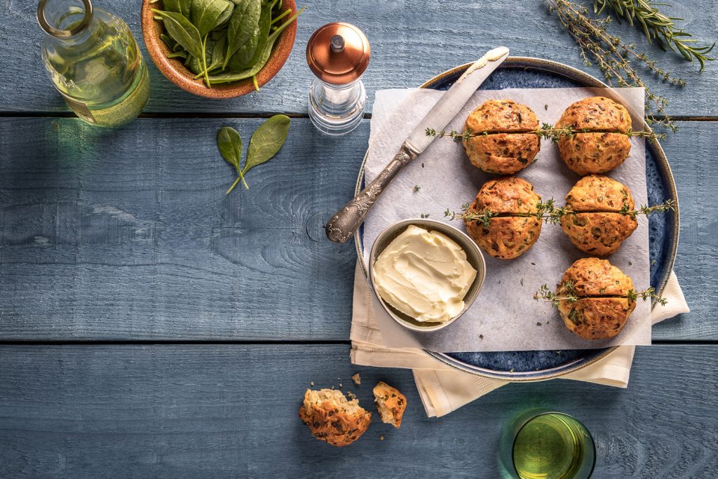 ΨΩΜΑΚΙΑ ΜΕ ΓΙΑΟΥΡΤΙ, ΠΕΤΙΜΕΖΙ ΚΑΙ ΑΡΩΜΑΤΙΚΑ - Μύλοι Κρήτης – Vero Cereal